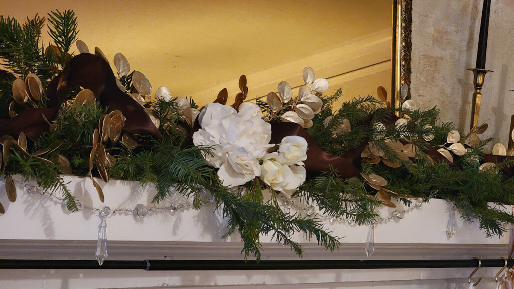 Gold and Brown Mantel Elegance for a Beautiful Holiday - Mantel and Table