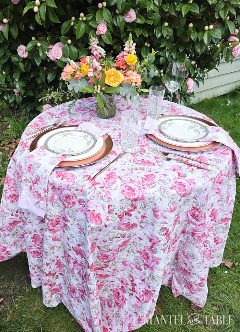 A Colorful Tablescape with a Beautiful English Country Look - Mantel ...